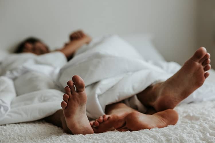 چرا احساس ادرار هنگام رابطه جنسی اتفاق میافتد؟ مجله پزشکی و سلامت طبینجا